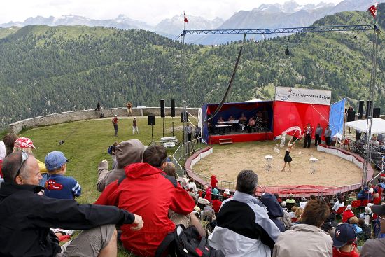 Spectators Watch Performance Openair Circus Harlekin Editorial Stock ...
