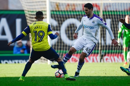 Oxford United Midfielder Joshua Ruffels 14 Editorial Stock Photo ...
