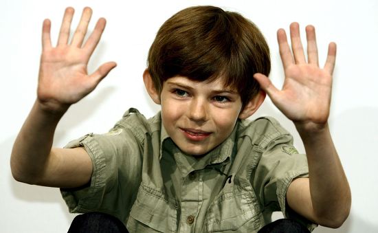 Child Actor Robby Kay Poses Photo - Foto de stock de contenido ...