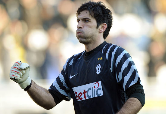 Juventus Goalkeeper Gianluigi Buffon Back Goalkeeper Editorial Stock ...