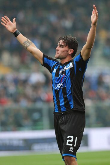 Atalantas Italian Midfielder Luca Cigarini Celebrates Editorial Stock ...