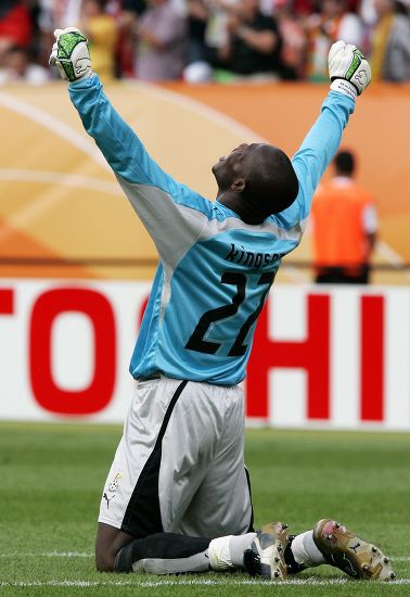Ghanas Goalkeeper Richard Kingson Celebrates Victory Editorial Stock ...