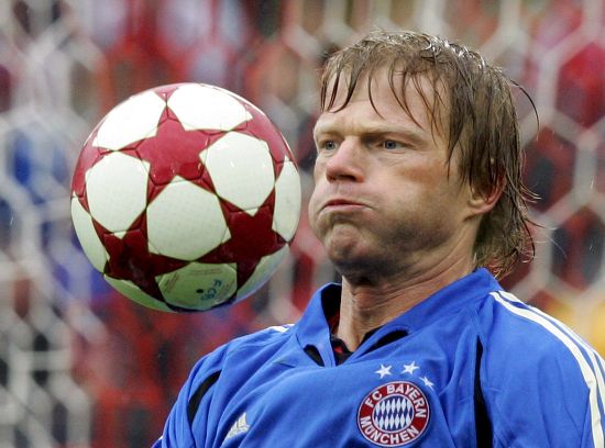 Goalie Oliver Kahn Fc Bayern Munich Editorial Stock Photo - Stock Image ...