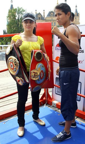 Worlds Boxing Champion Susi Kentikian L Editorial Stock Photo - Stock ...