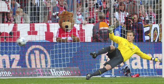 Fc Bayern Munich Goalkeeper Michael Rensing Editorial Stock Photo ...