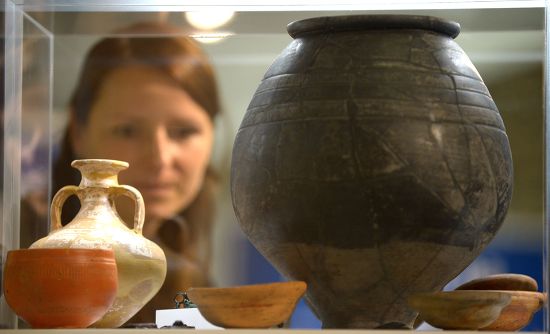 Employee Looks Burial Objects Britannic Woman Editorial Stock Photo ...