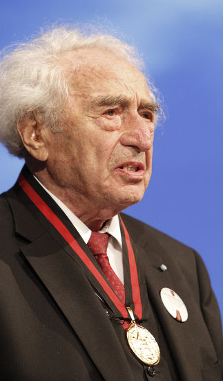 Survivor Holocaust Max Mannheimer Receives European Editorial Stock ...
