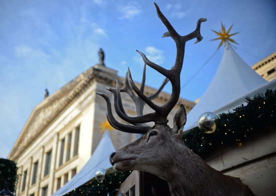 Head Stag Hangs Stand Christmas Market Editorial Stock Photo - Stock ...