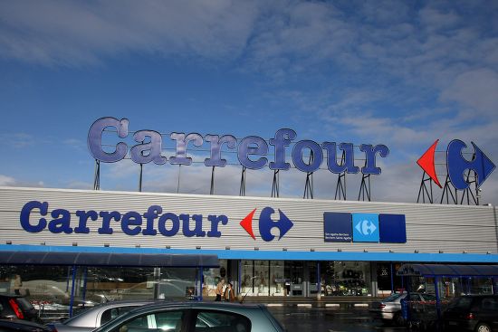 Logo Carrefour On Roof Carrefour Hypermarket Editorial Stock Photo ...