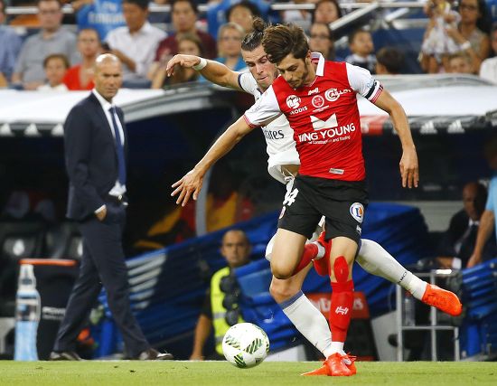 Real Madrids Gareth Bale Back Fights Editorial Stock Photo - Stock ...