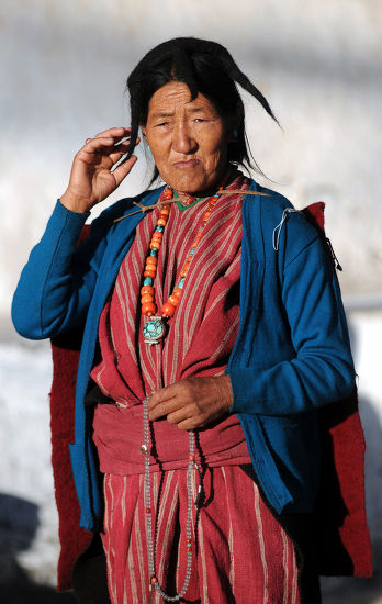 Monpa Woman Wearing Traditional Monpa Dress Editorial Stock Photo ...