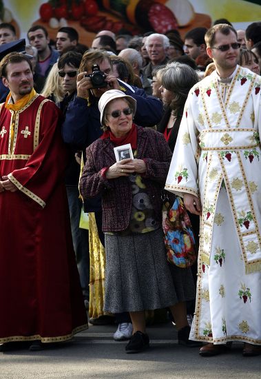 Woman Picture Patriarch Pavle Orthodox Priests Editorial Stock Photo ...