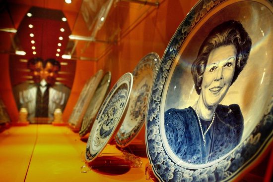 Plate Worldfamous Delft Blue Portrait Dutch Editorial Stock Photo ...