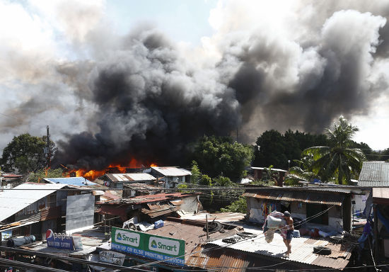 Houses Burn Resident On Roof Tries Editorial Stock Photo - Stock Image ...
