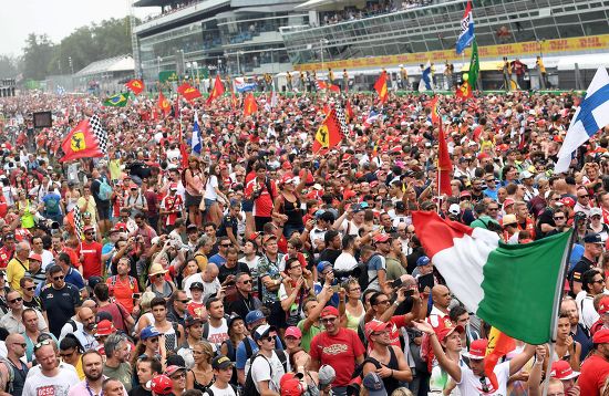 Crowd Formula 1 Supporters Along Monza Editorial Stock Photo - Stock ...