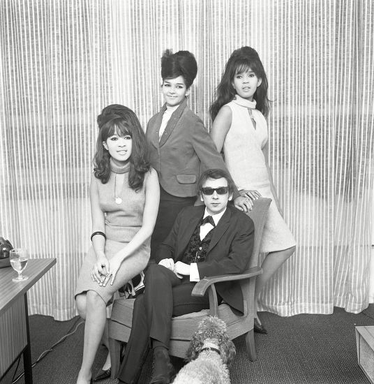 Phil Spector Ronettes Veronica Bennett Later Editorial Stock Photo ...