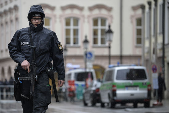 Armed Police Patrols Perimeter Around Bayerischer Editorial Stock Photo ...