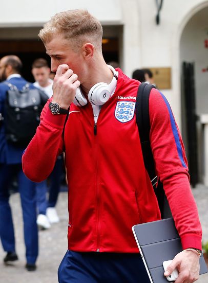 Englands Goalkeeper Joe Hart Leaves England Editorial Stock Photo ...