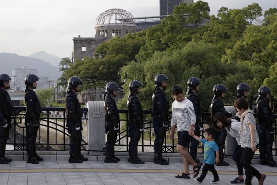 Japanese Riot Police Officers Stand By Editorial Stock Photo - Stock ...