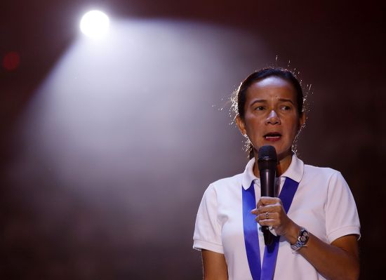 Filipino Presidential Candidate Senator Grace Poe Editorial Stock Photo ...