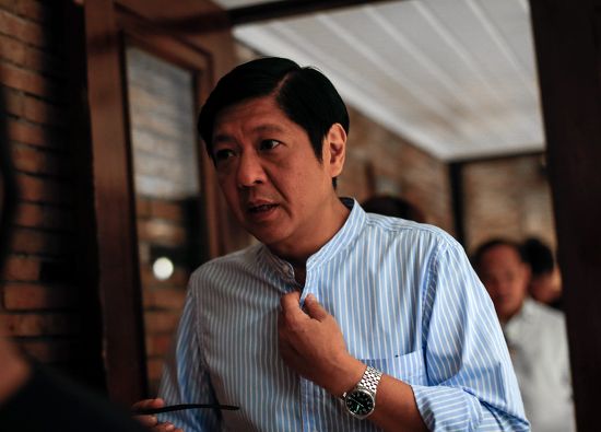 Senator Ferdinand Bongbong Marcos Junior Arrives Editorial Stock Photo ...