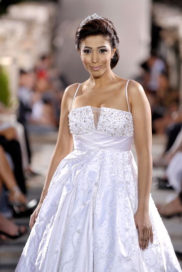Yemeni Singer Arwa Takes Catwalk Displaying Editorial Stock Photo ...