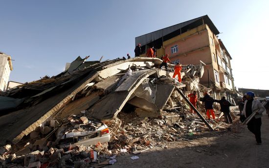Rescue Workers Try Salvage People Collapsed Editorial Stock Photo ...