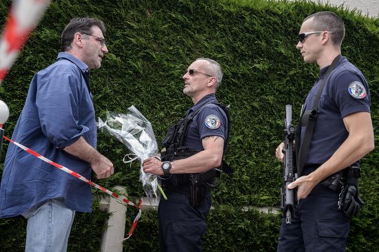 Resident Gives Flowers Police Officers Which Editorial Stock Photo ...