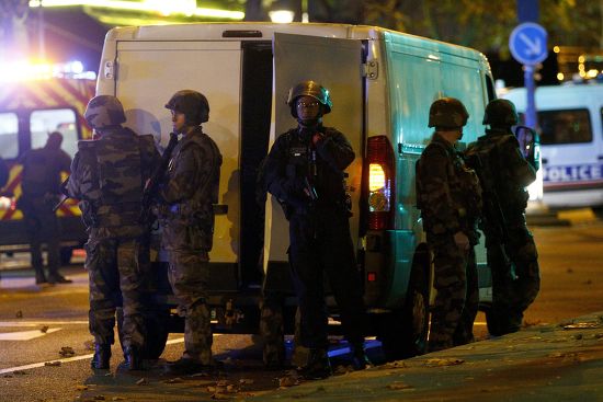 French Army Police Take Cover Outside Editorial Stock Photo - Stock ...