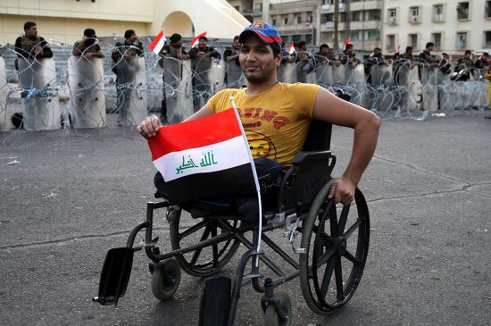 Disabled Iraqi Carries Iraqi National Flag Editorial Stock Photo ...