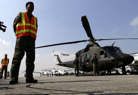 Filipino Pilots Crew Stand Next Bell412ep Editorial Stock Photo - Stock ...