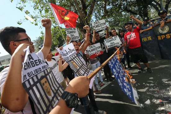 Filipino Students Shout Slogans Mock Us Editorial Stock Photo - Stock ...