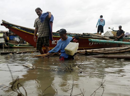 Filipino Fishermen Cross River Water Level Editorial Stock Photo ...