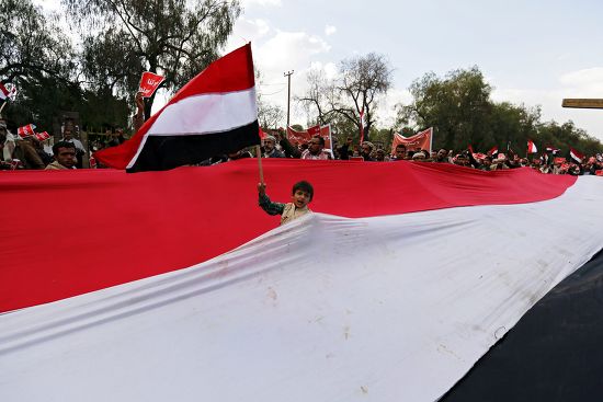 Young Houthi Supporter Waving Yemeni Flag Editorial Stock Photo - Stock ...