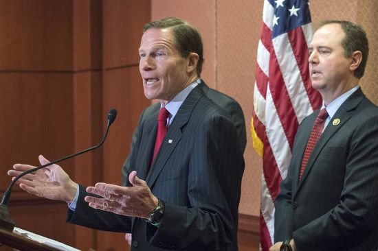 Democratic Senator Connecticut Richard Blumenthal L Editorial Stock ...