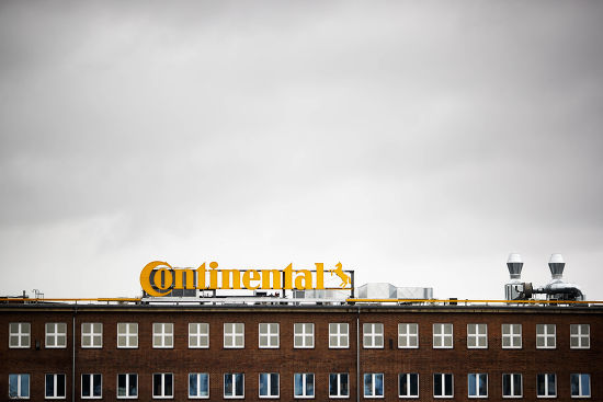 Signage Company Continental Sits On Roof Editorial Stock Photo - Stock ...
