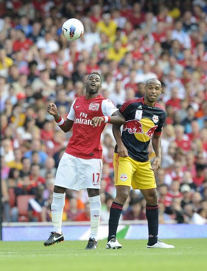 Alex Song Arsenal Thierry Henry New Editorial Stock Photo - Stock Image ...