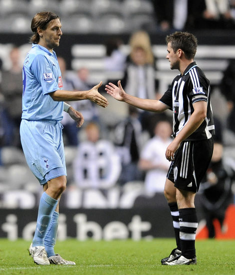 Michael Owen Newcastle United Shakes Hands Editorial Stock Photo ...