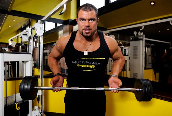 Bodybuilder Daniel Hill Demonstrates Lifting Technique Editorial Stock ...