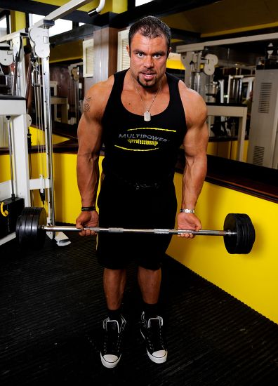 Bodybuilder Daniel Hill Demonstrates Lifting Technique Editorial Stock ...
