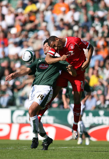 Kevin Wilson Nottingham Forest Challenges Rory Editorial Stock Photo ...