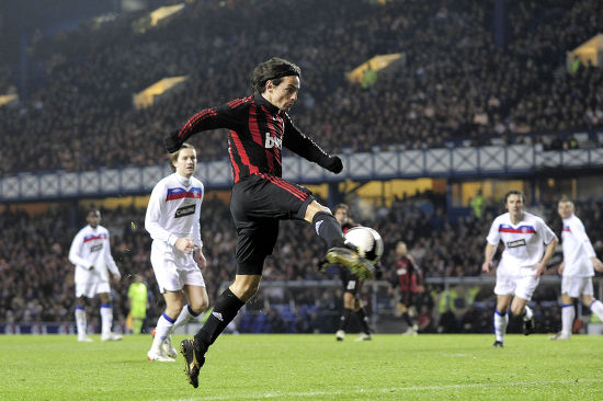 Filippo Inzaghi Ac Milan Shoots Goal Editorial Stock Photo - Stock ...