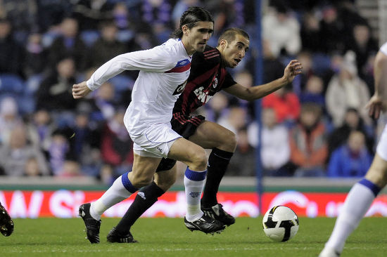 Pedro Mendes Glasgow Rangers Mathieu Flamini Editorial Stock Photo ...