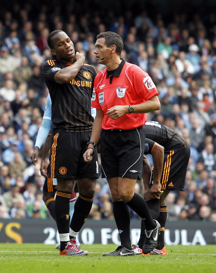 Didier Drogba Chelsea Argues Referee Mr Editorial Stock Photo - Stock ...