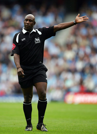Referee Uriah Rennie Editorial Stock Photo - Stock Image | Shutterstock