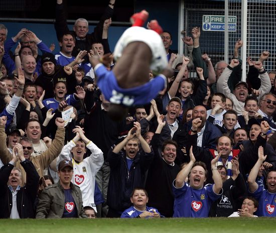 Portsmouth Fans Celebrate Lomana Lua Lua Editorial Stock Photo - Stock ...