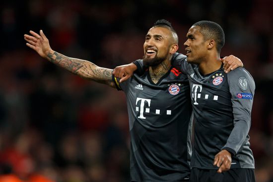 Arturo Vidal Bayern Munich Celebrates Scoring Editorial Stock Photo ...