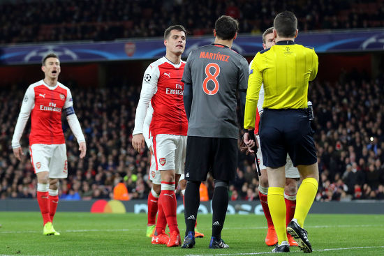 Arsenal Players Walk Towards Referees Assistant Editorial Stock Photo ...