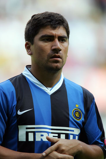 David Pizarro Inter Milan Editorial Stock Photo - Stock Image ...