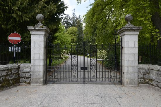 Closed Gate Balmoral Castle Scotland 03 Editorial Stock Photo - Stock ...